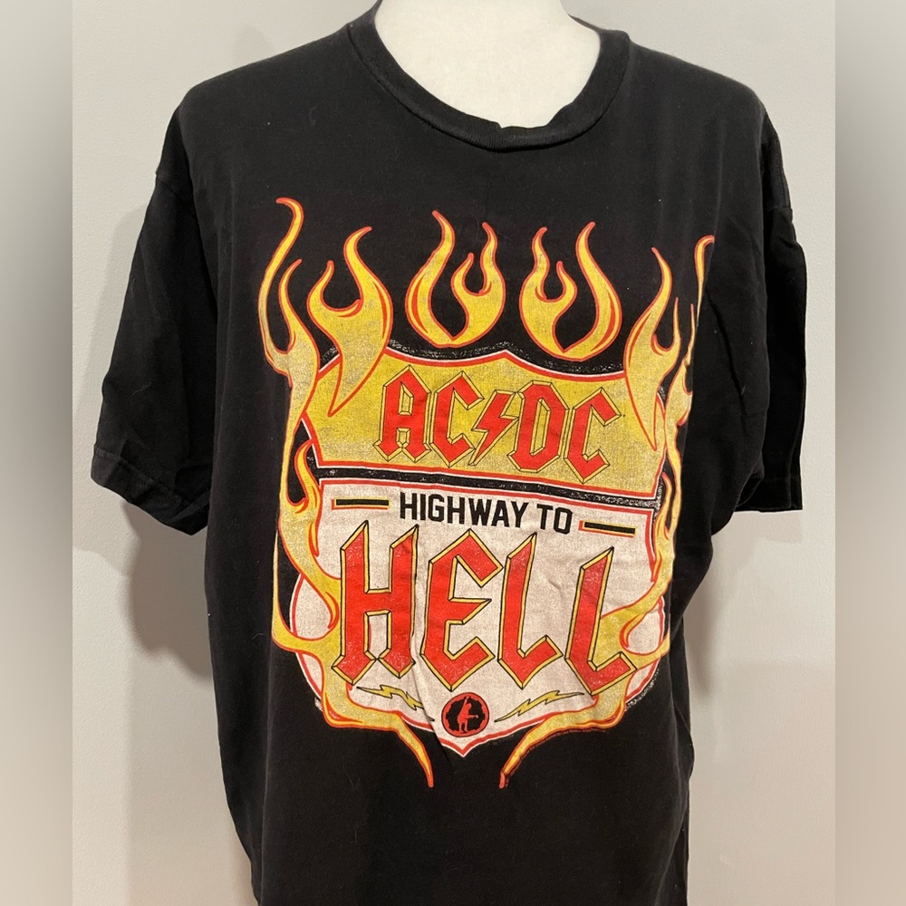 Ac/Dc Highway To Hell Men’s Band Tee - Gem
